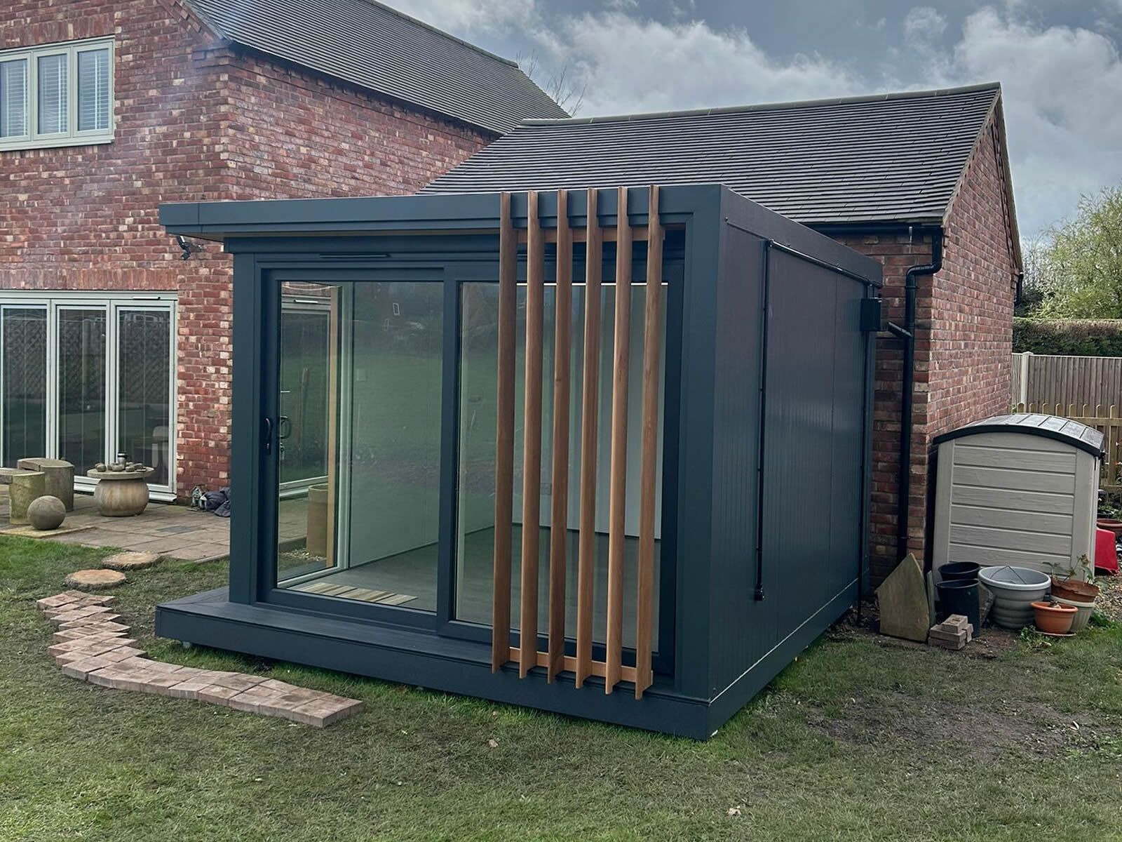 Custom Garden Pods | Garden Rooms | Bespoke Garden Rooms